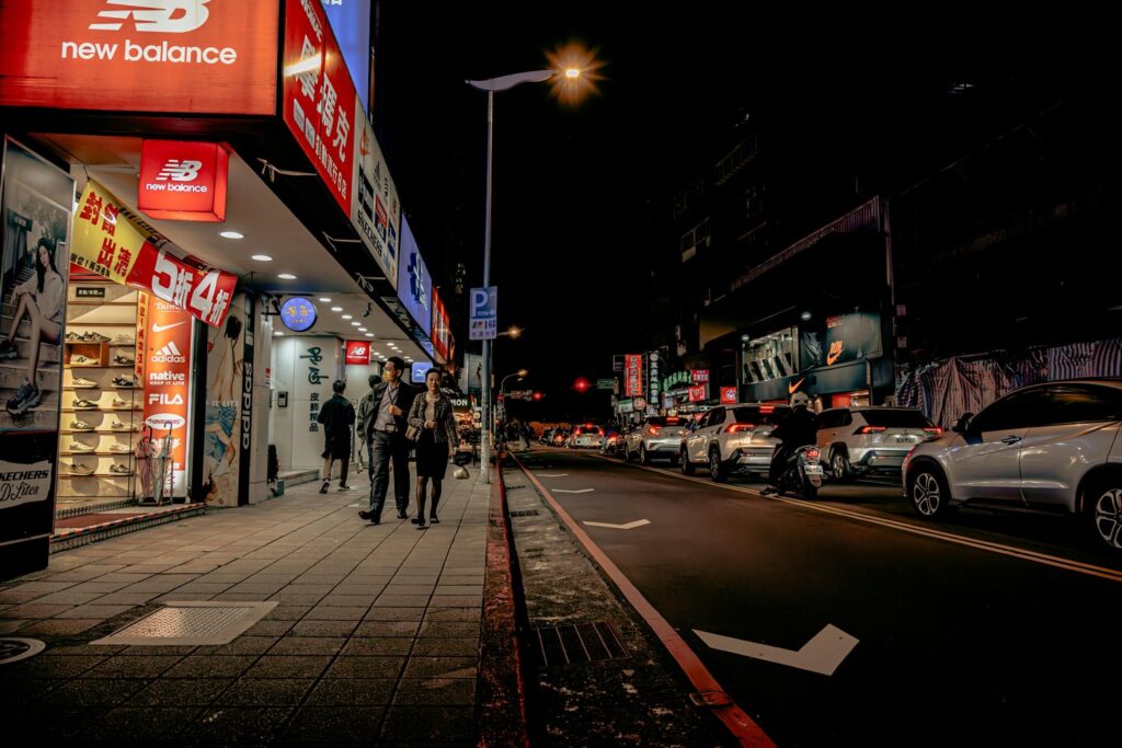 Navigating a Full-Time Job While Taking Evening Classes - A1OP